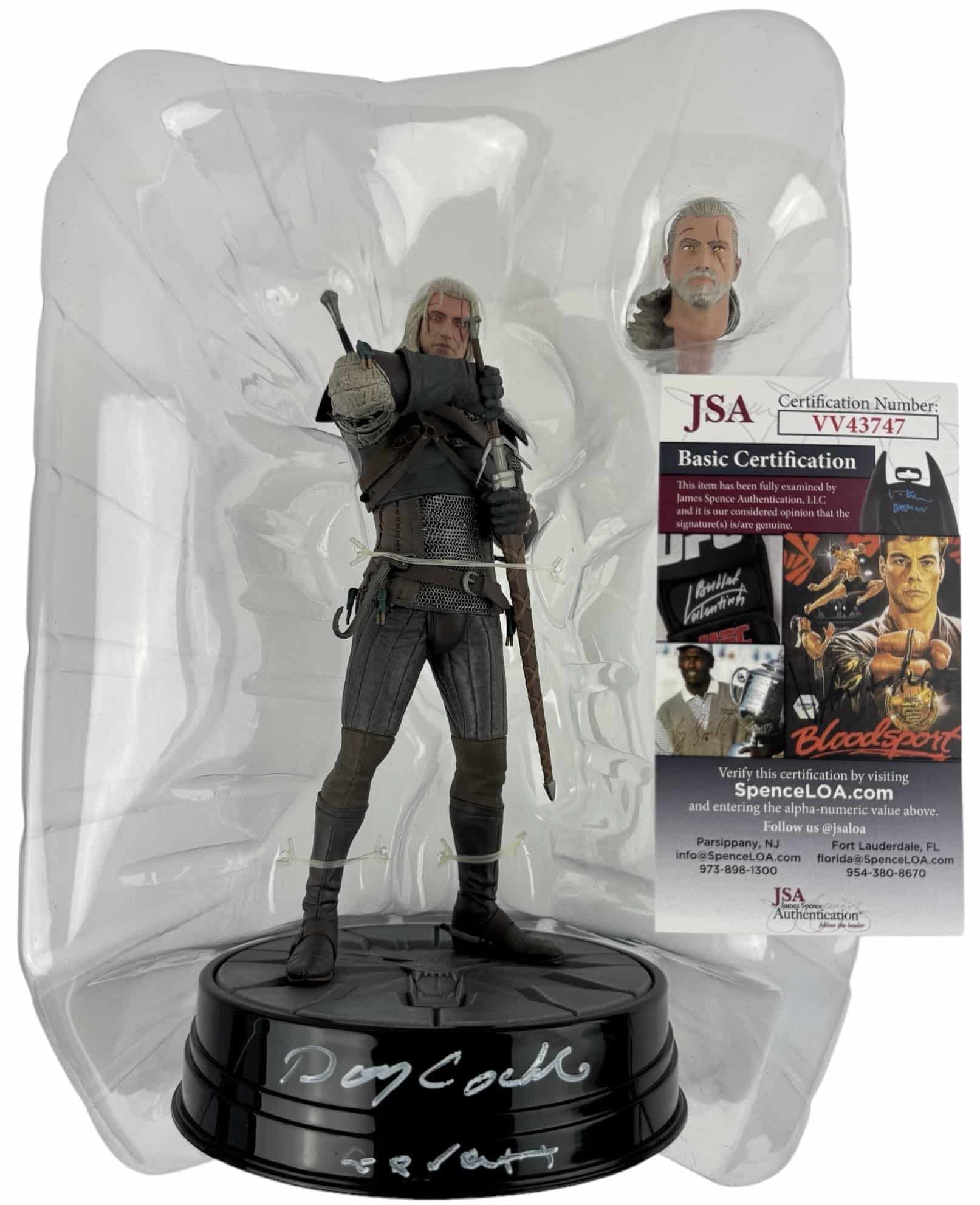 CSR Collectibles - Doug Cockle signed Dark Horse Deluxe Figure Geralt ...