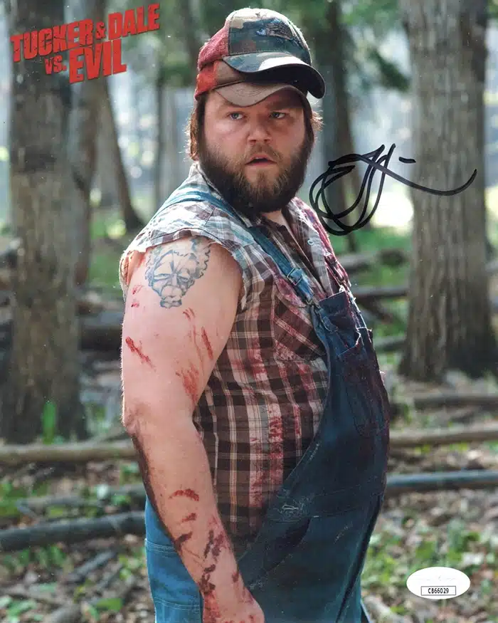 CSR Collectibles - Tyler Labine signed 8×10 Photo Tucker and Dale vs Evil