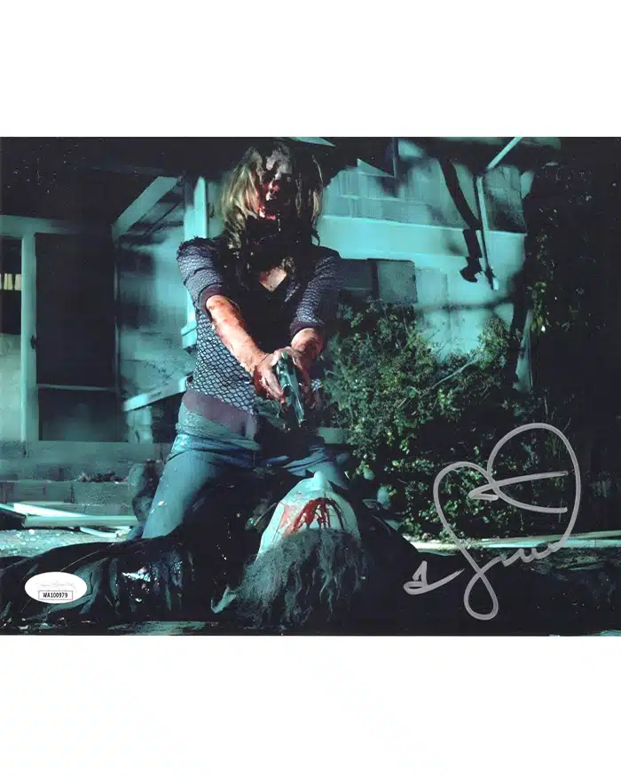 CSR Collectibles - Scout Taylor Compton signed 8×10 Photo Laurie Strode ...