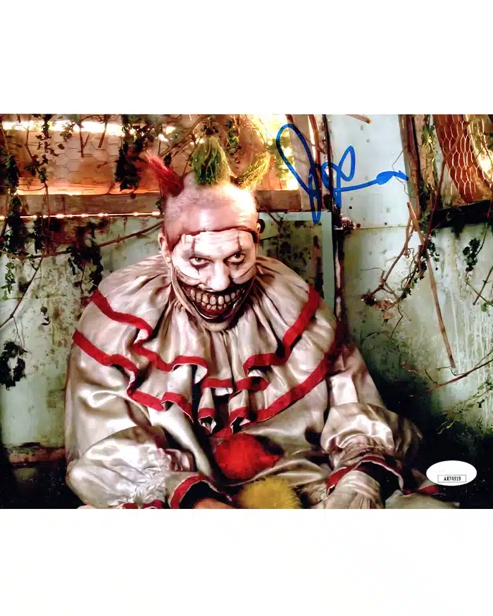 CSR Collectibles - John Carroll Lynch signed 8×10 Photo Twisty the ...
