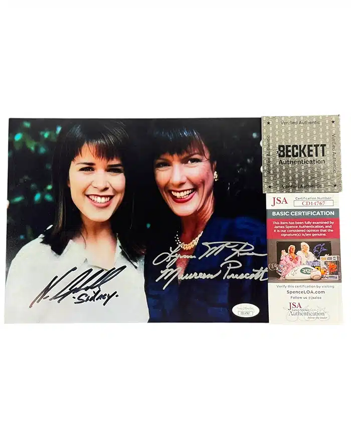 CSR Collectibles - Neve Campbell & Lynn McRee signed 8×10 Photo Sidney ...